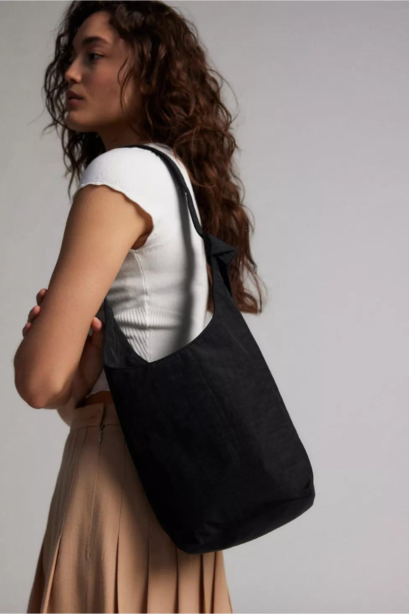 BAGGU Nylon Sling – Studio Opal Boutique
