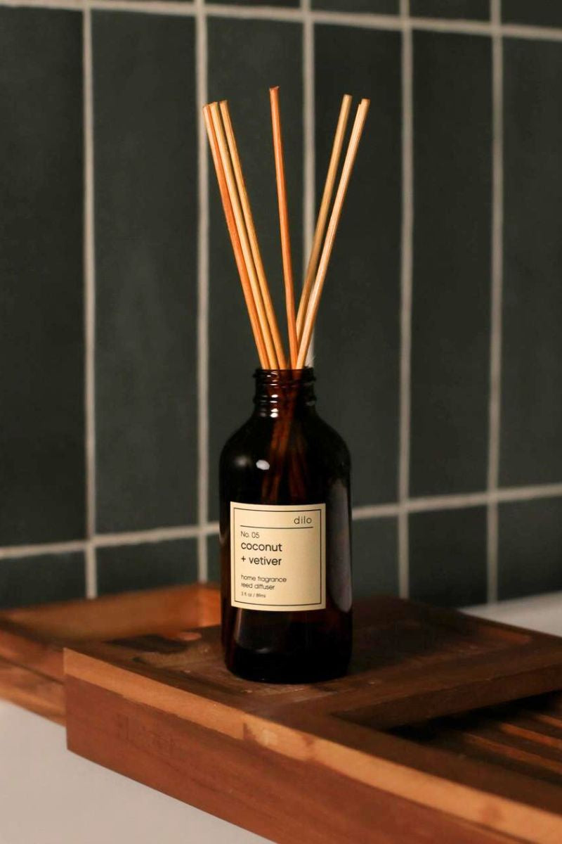 dilo No. 05 Coconut + Vetiver Reed Diffuser – Studio Opal Boutique